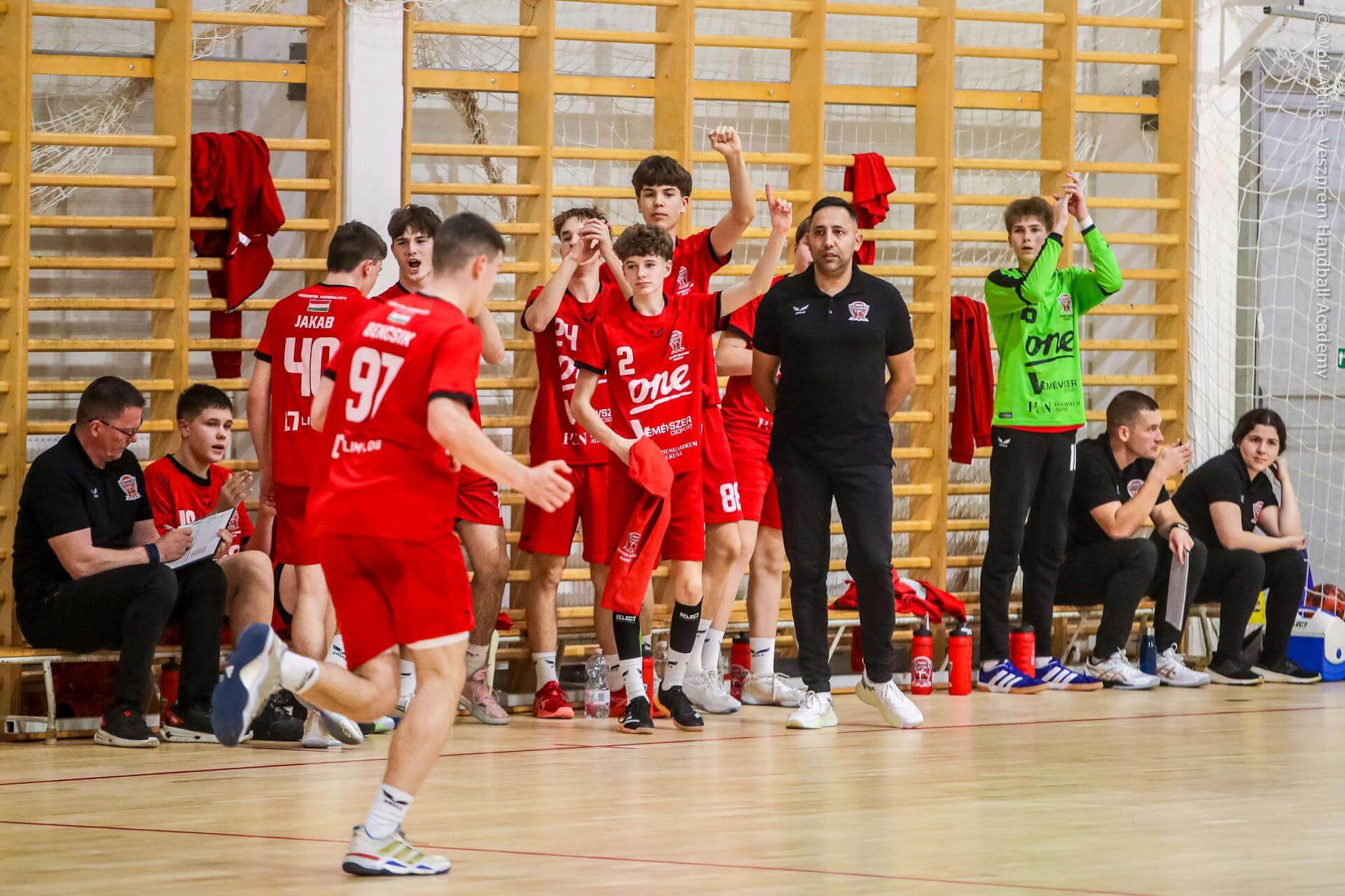 Három idegenbeli és egy hazai mérkőzést játszunk - Veszprém Handball ...